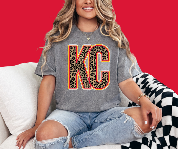 KC Colors Leopard KC Letters Grey Tee - The Red Rival